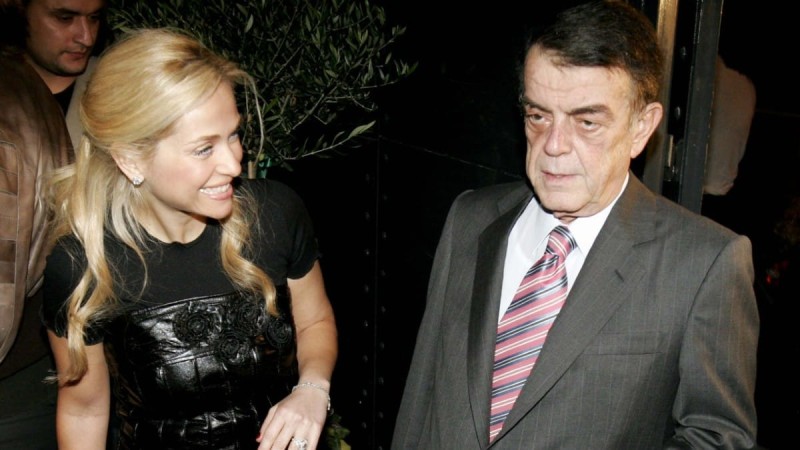 Όλο το παρασκήνιο στη φόρα: Πού μοίρασε ο Μίνωας Κυριακού την περιουσία ...